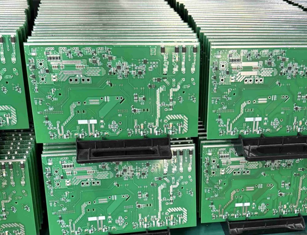 PCB ボードとは何ですか? PCB ボードは何に使用されますか?